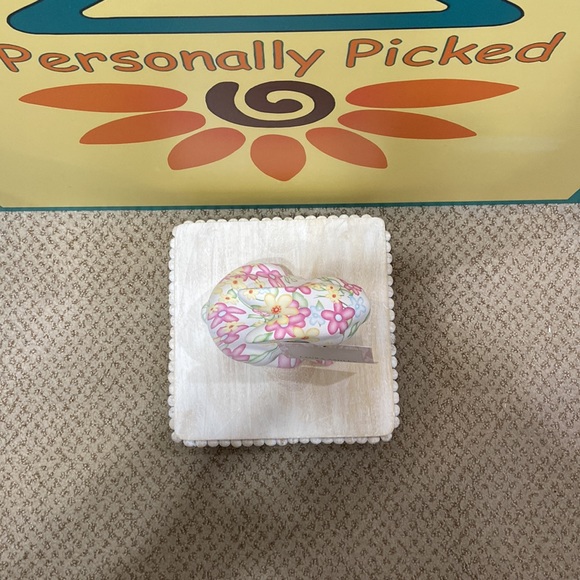 Laura Ashley | Holiday | Laura Ashley Watercolor Floral Bunny | Poshmark